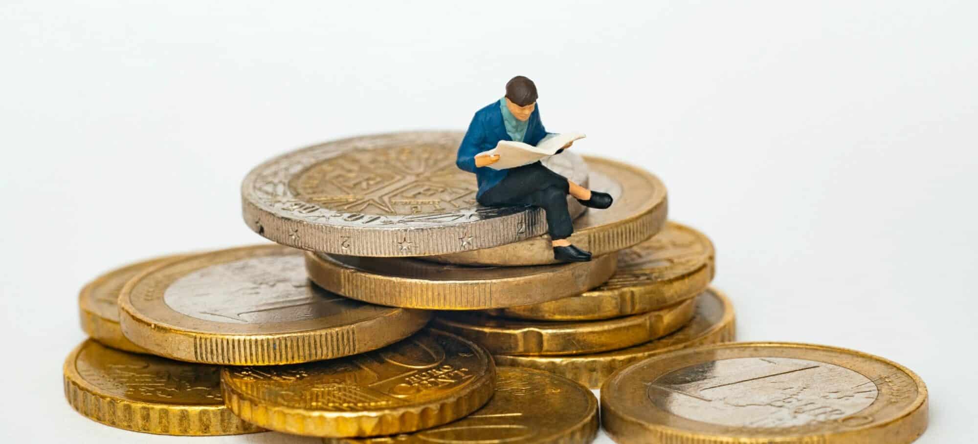 16 Best High-Yield Investments [Highest Return Investments in 2025